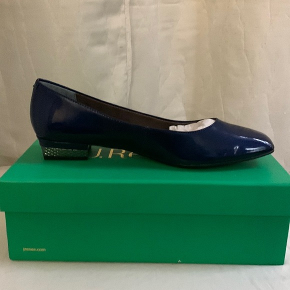 J.Renee | Shoes | Jrenee Eleanora Patent Leather Gunmetal Flat Heel ...